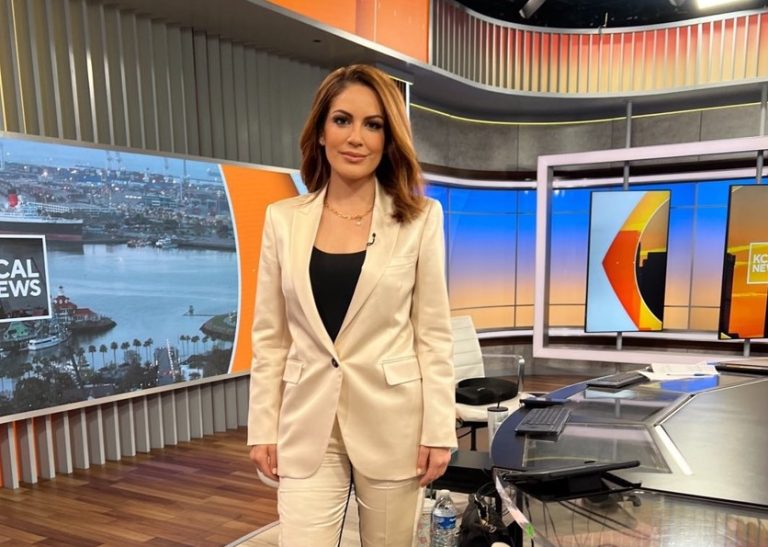 Meet the KCAL 9 news anchors - StreamDiag