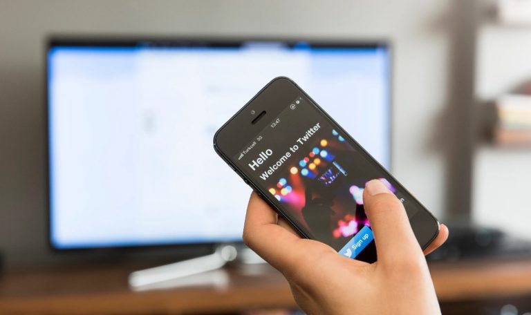 How to use Anyview cast on your Sharp TV - StreamDiag