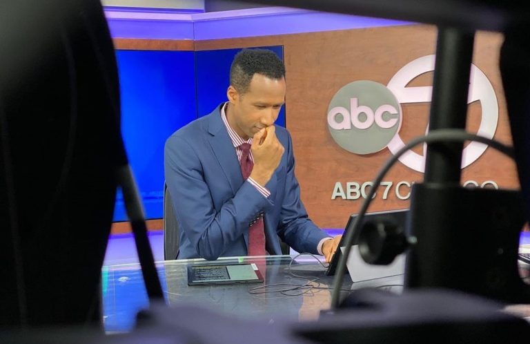 Famous black news anchors in Chicago - StreamDiag